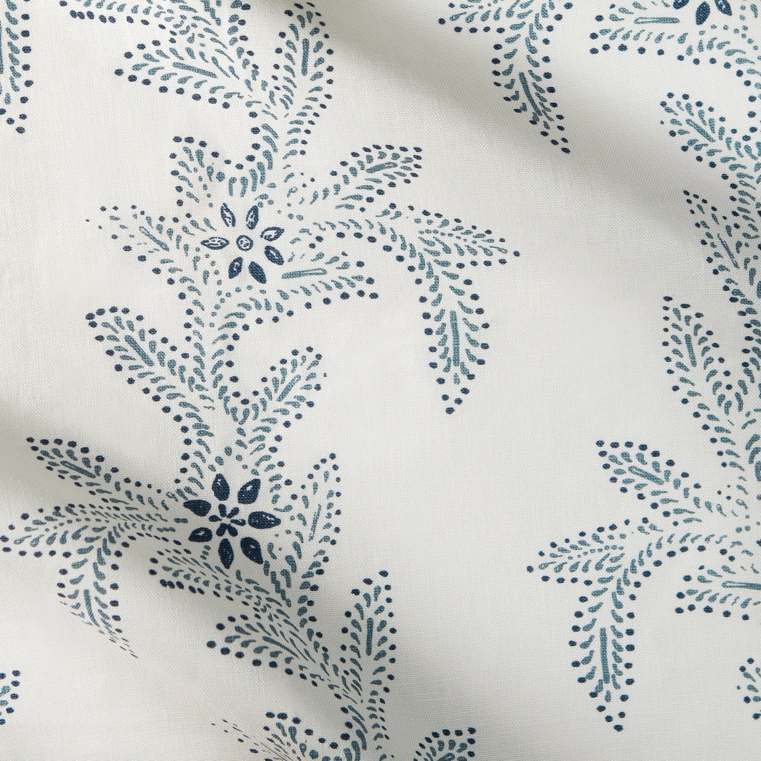 Deakins Vine – Meredith Ellis Textiles
